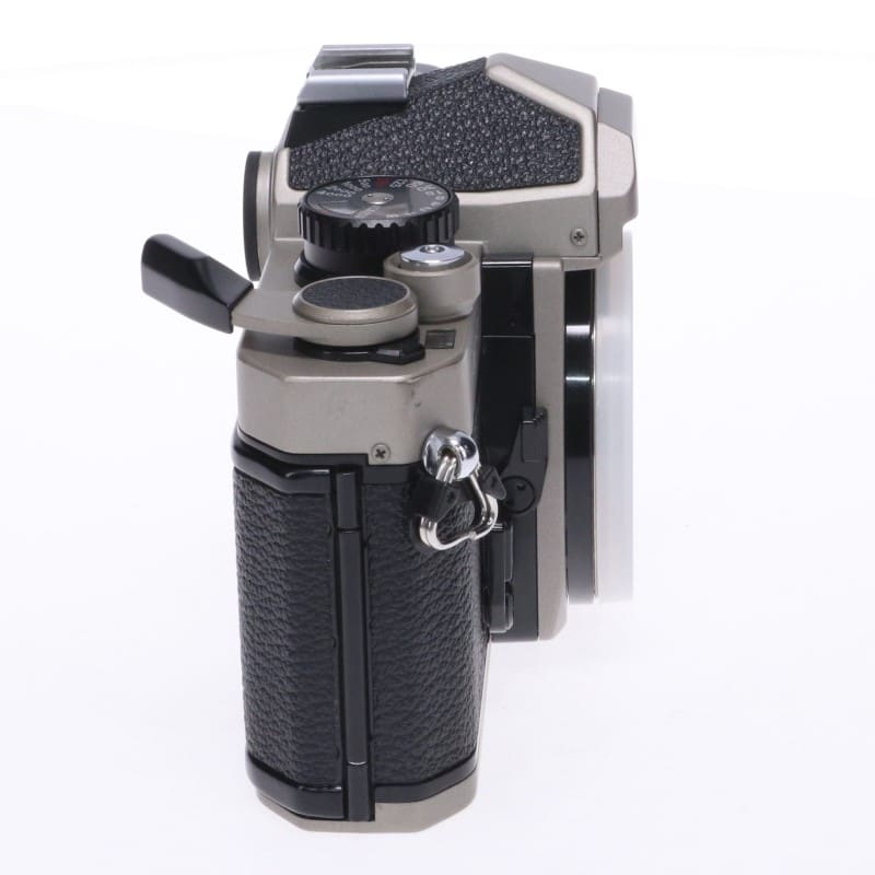 Nikon New FM2/T 中古 C2120118736955｜中古通販フジヤカメラ