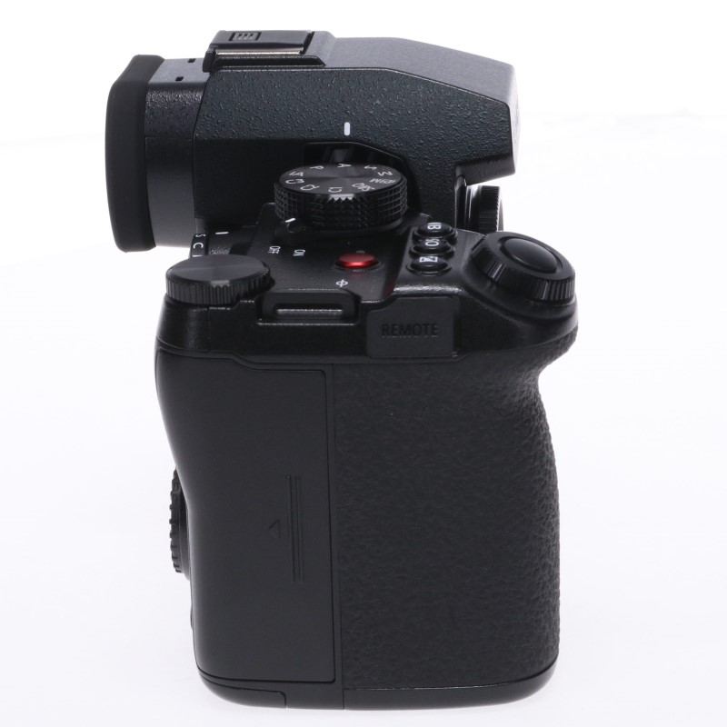 Panasonic LUMIX DC-S5M2 中古 C2120121506392｜フジヤカメラ