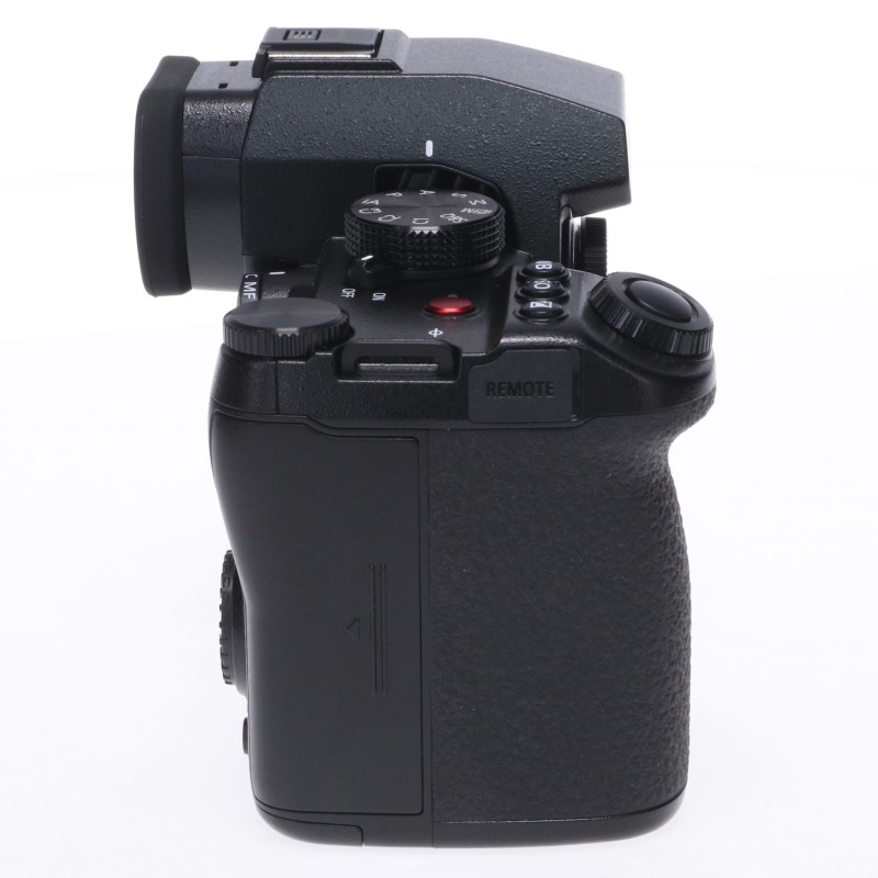 Panasonic LUMIX DC-S5M2 中古 C2120123389061｜フジヤカメラ